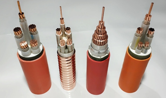 The working principle and package form of NPN transistor Manufacturer China